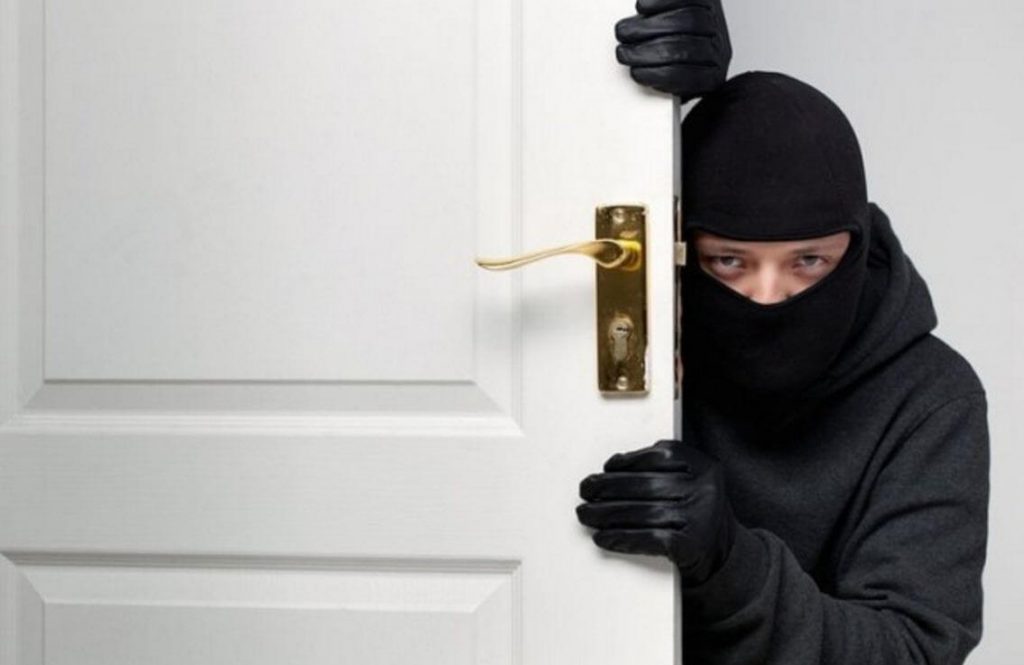 Auto Security Door – Cube 4 Security